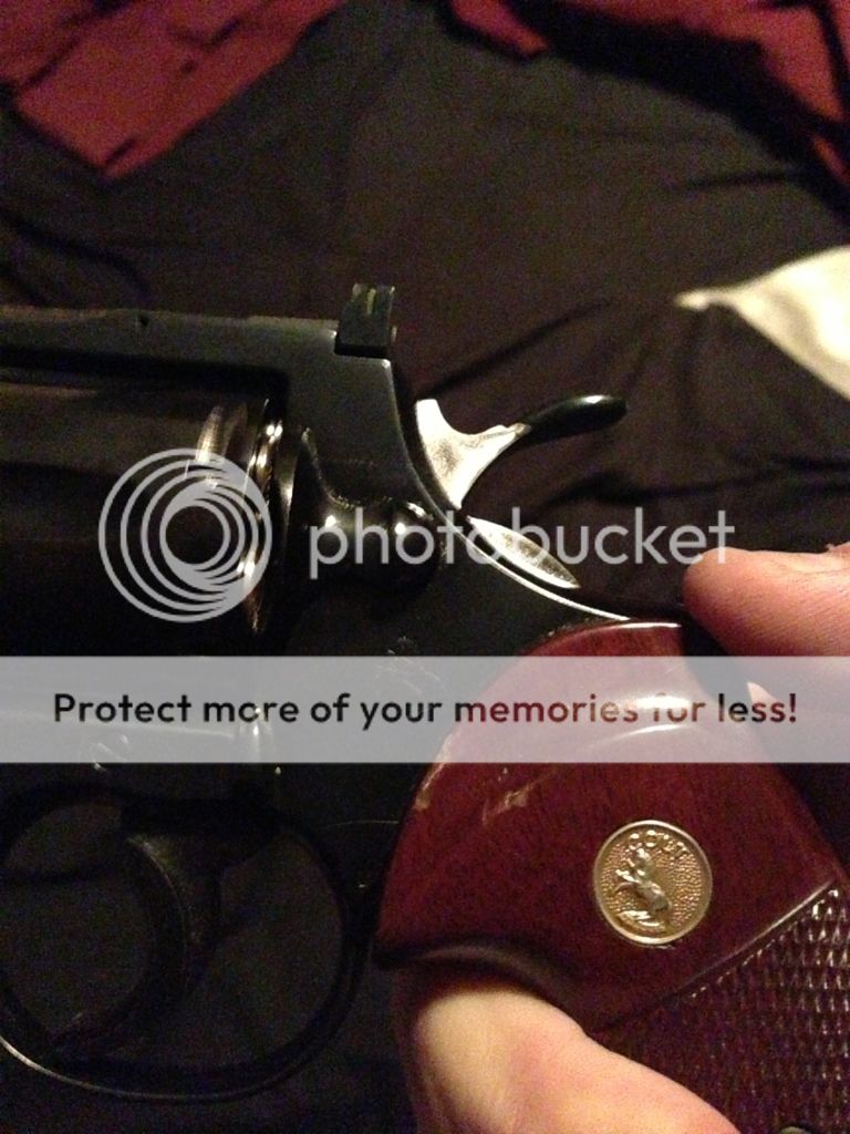 Colt Python grips in the way of Speedloader | Colt Forum