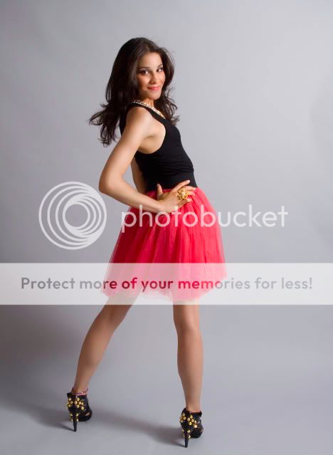 ModelMayhem.com - The LIST presents~NEWbie MODEL of the Week~!!