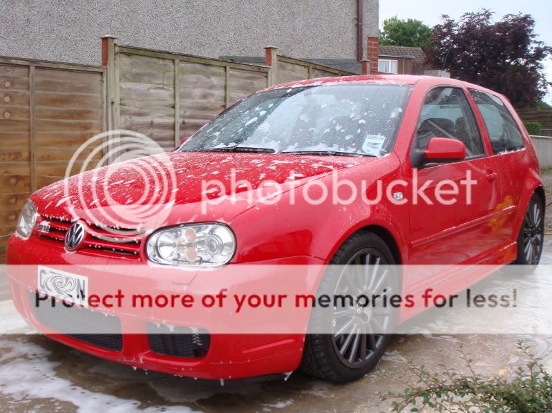 Tornado Red Mk4 R32 detail | Detailing World Forum