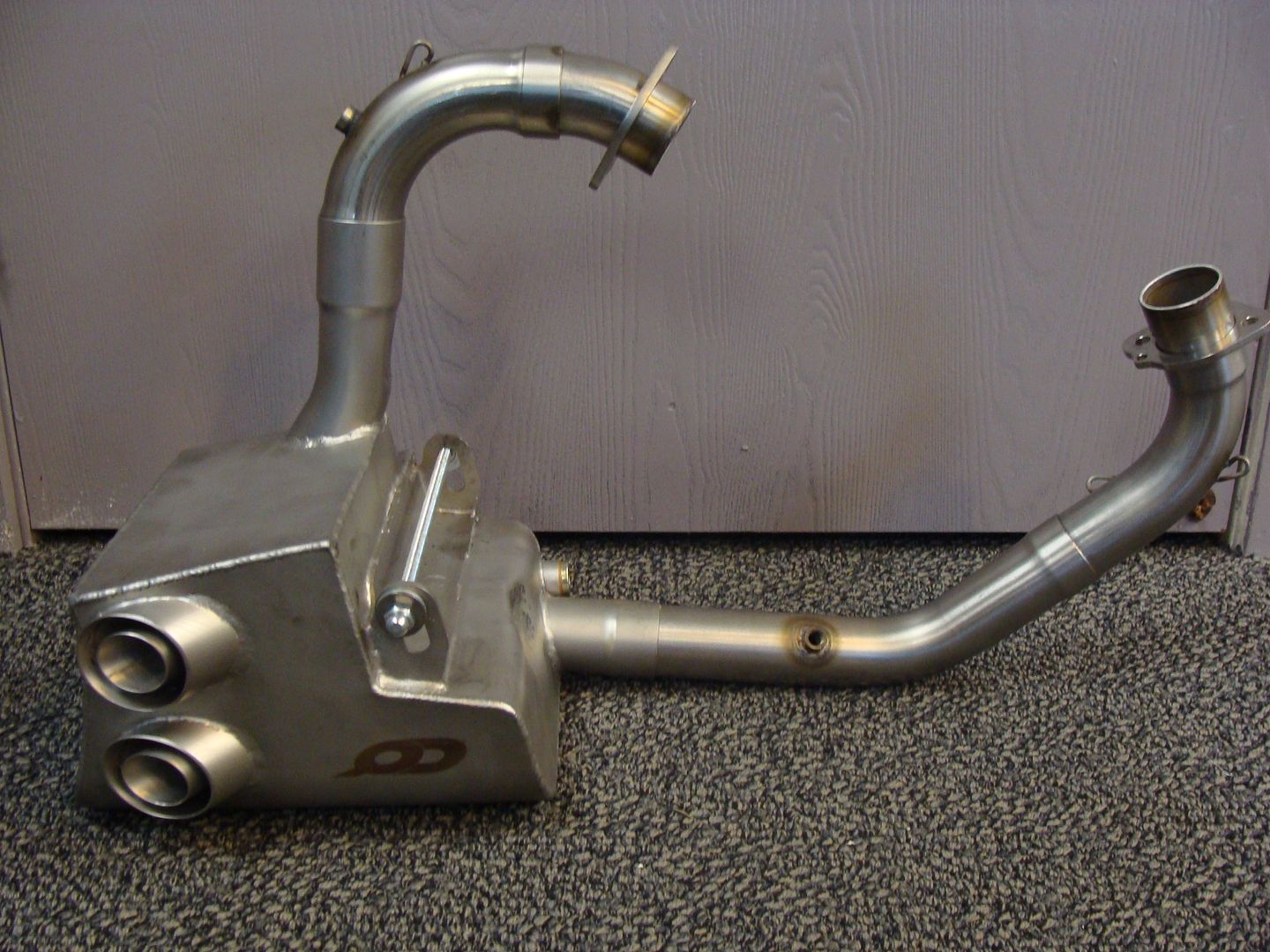 QD Ex box for Monster | Ducati.ms - The Ultimate Ducati Forum