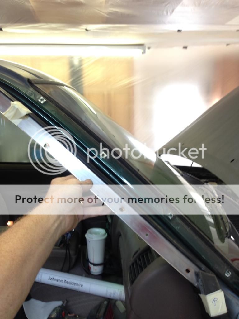 Windshield Molding removal? | Toyota Tundra Forums